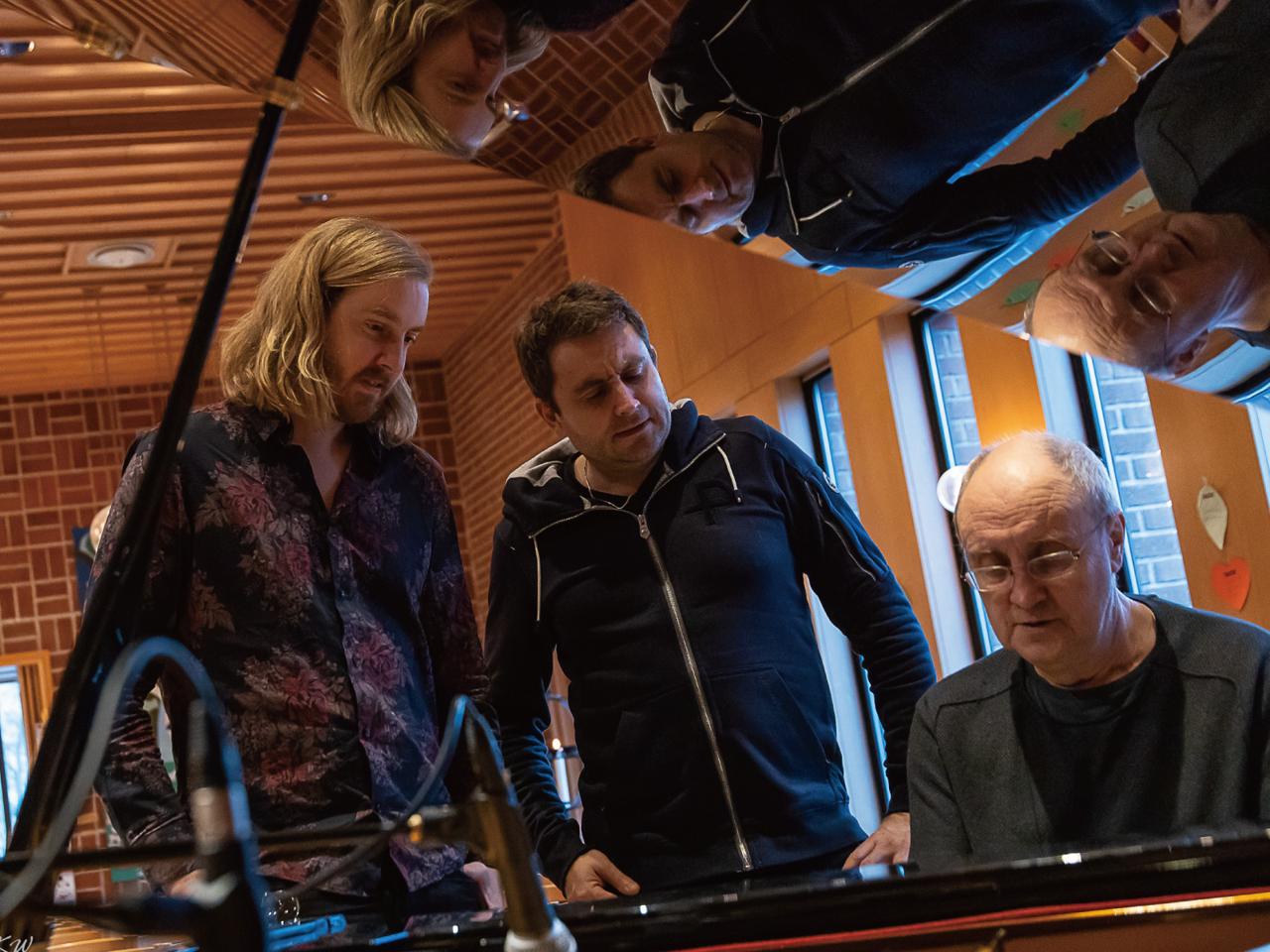 Lars Jansson Trio featuring Thomas Fonnesbaek(Ba), Paul Svanberg(Dr ...